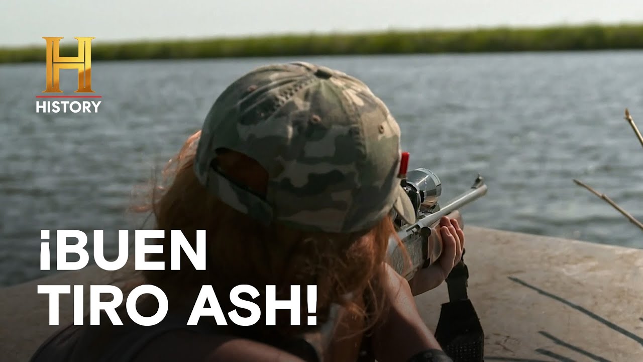 BUEN TIRO ASH - AMOS DEL PANTANO: INVASIÓN DE SERPIENTES - YouTube