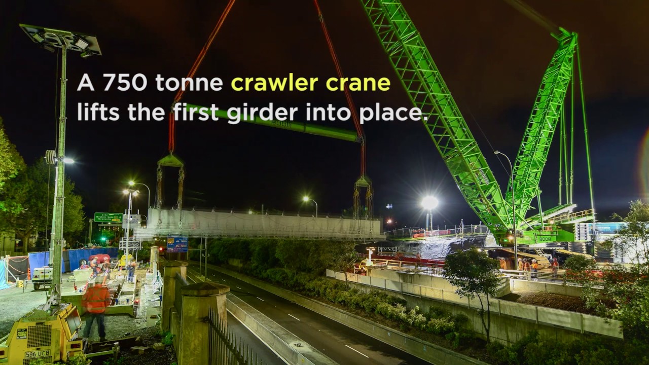 Light rail bridge installation over the Eastern Distributor - YouTube