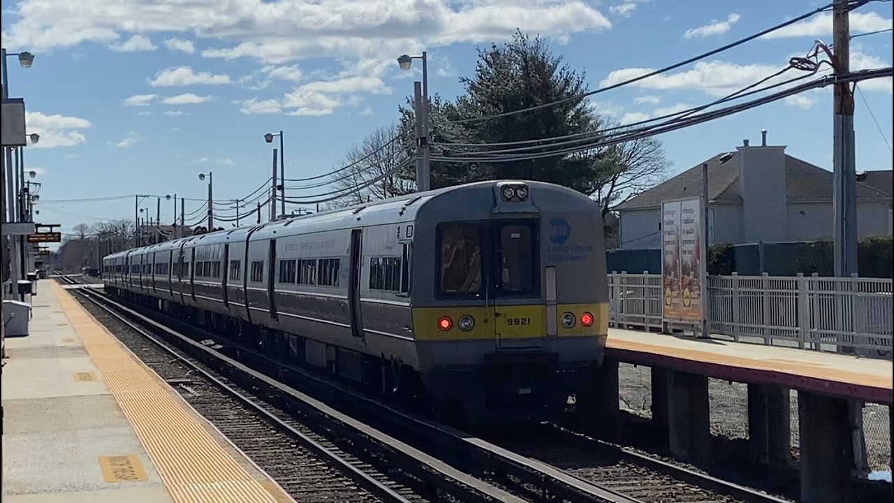 MTA LIRR Rare: 1984-1986 Budd M3 @ Bethpage - YouTube