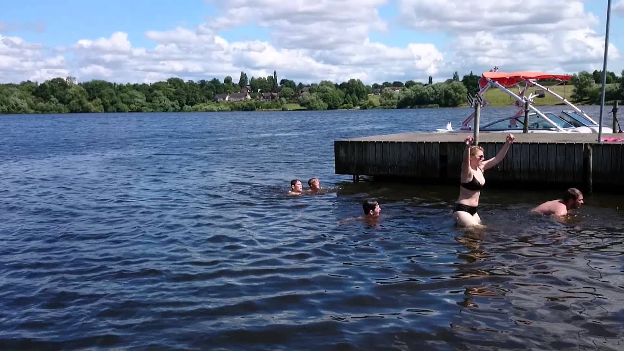 Pickmere pier jumping - YouTube