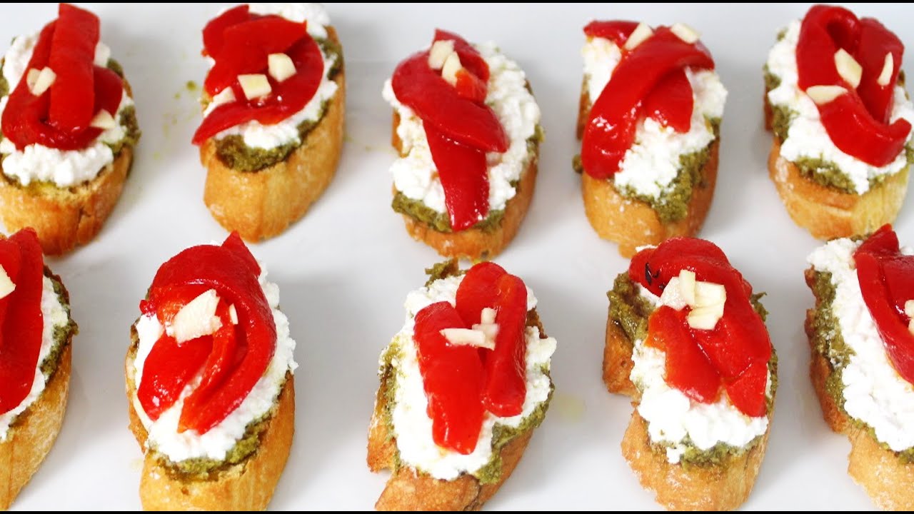 Tostada de Pimientos con pesto y requesón|canapé muy facil!! - YouTube