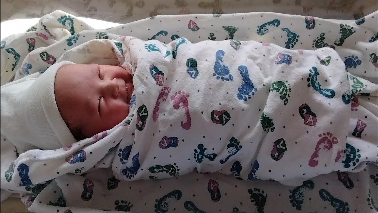 Newborn Baby Ada SMILES 👶🏻 5 Hours Old - YouTube