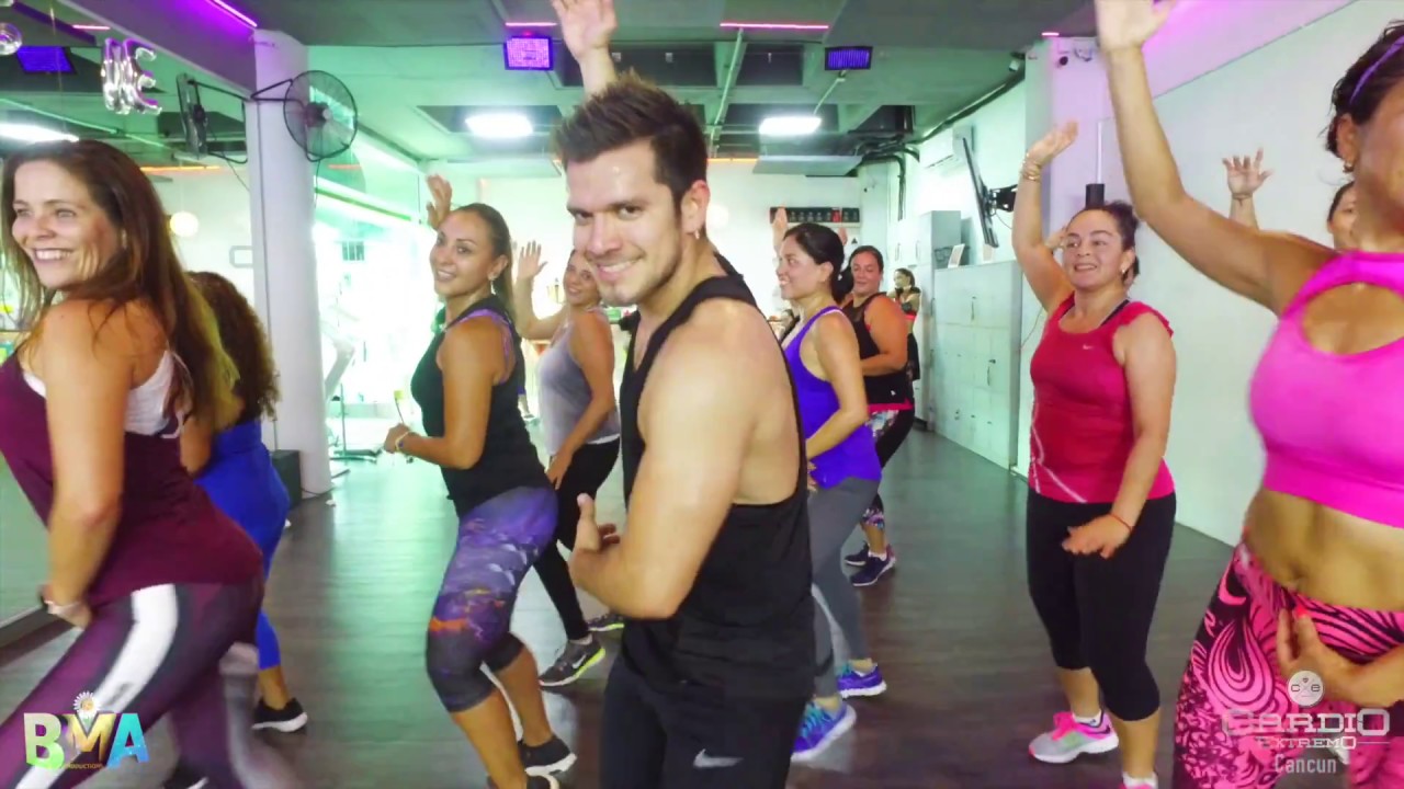 Hoy Tengo Tiempo - Carlos Vives by Cesar James Zumba Cardio Extremo ...