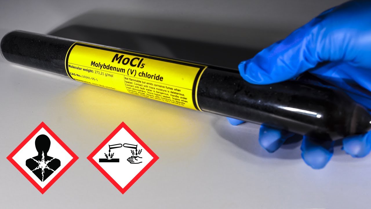 Molybdenum pentachloride. MoCl5: Chemical reactions - YouTube