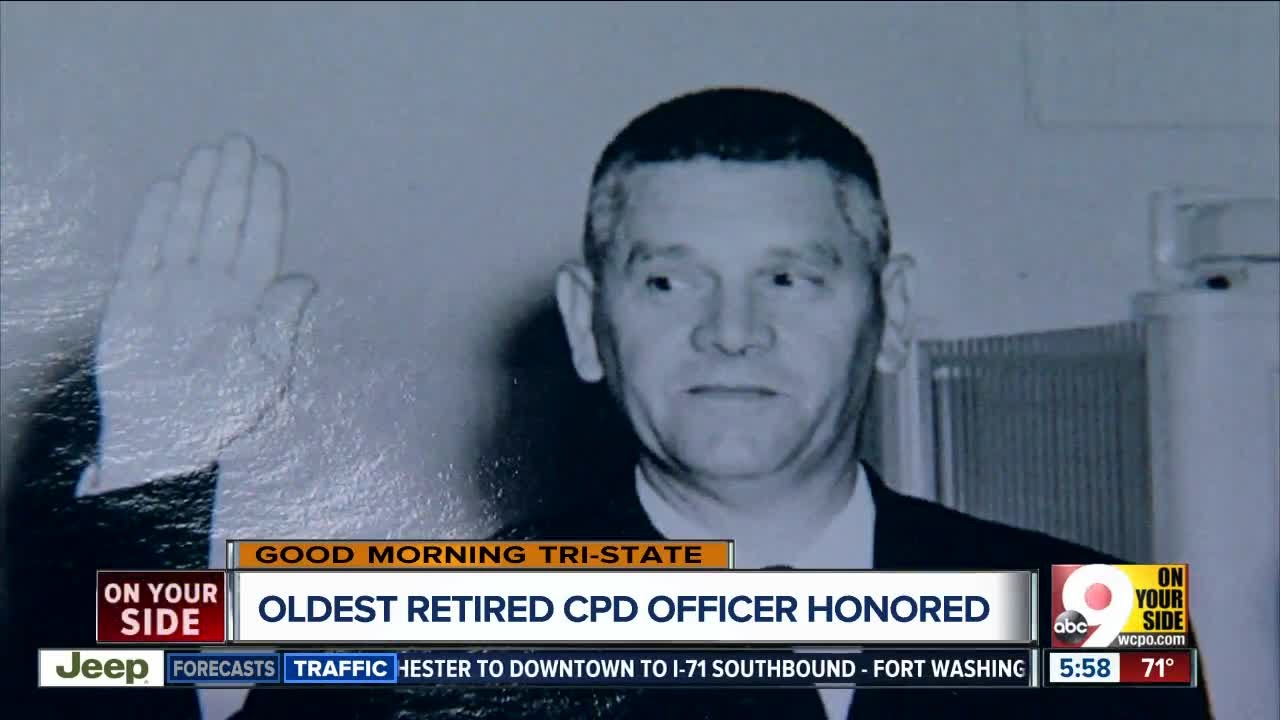 Oldest retired CPD officer honored - YouTube