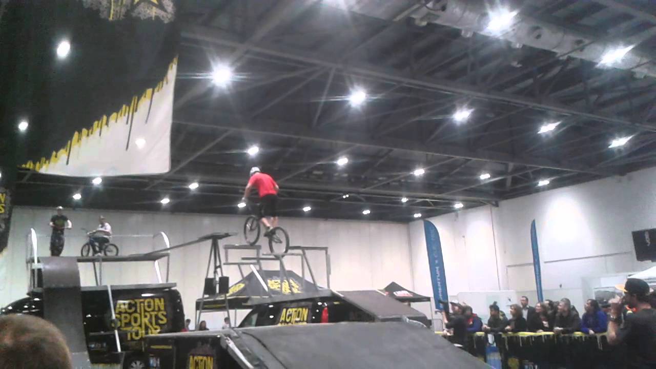 Bike show 2015! Tricks pros bmx trials jump bike - YouTube