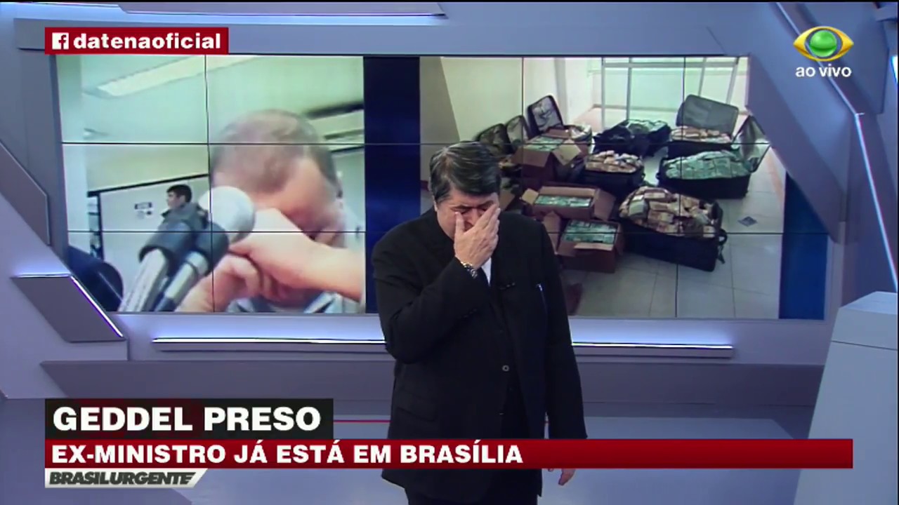 Datena "chora" ao vivo imitando ex-ministro Geddel - YouTube