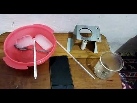 Praktikum titik lebur es - YouTube
