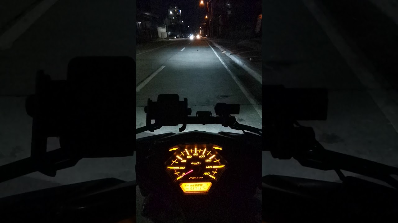 Honda click V1 light test Tdd mini driving light 20 watts - YouTube