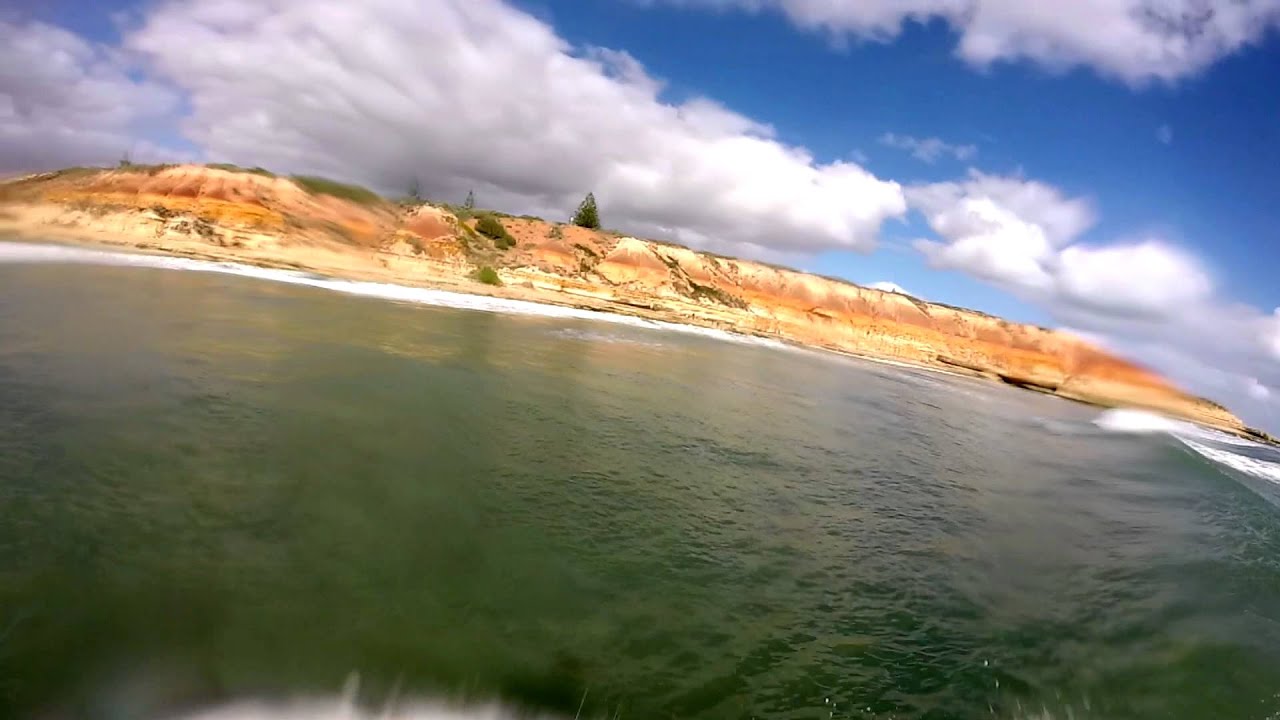 Surfing at Mid Coast, South Australia/Серфинг в Южной Австралии - YouTube
