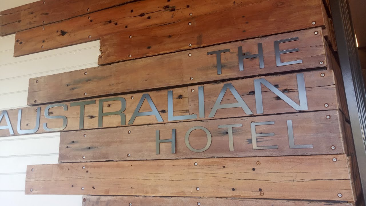 Exploring the Australian Hotel/Motel. Enjoy 🙂. - YouTube