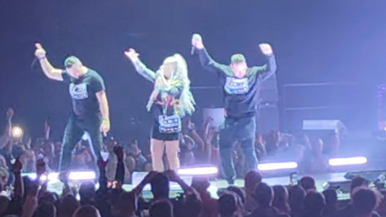 Začátek RADIO KISS PÁRTY MILLENNIUM EXPLOSION 2024 - Part 1 # ...