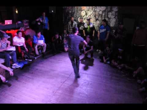 Lee Flex vs Friz / Rock the House 3 Prelims - YouTube