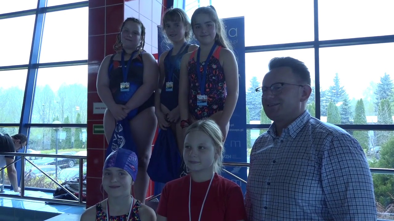 IV Pływaliada Zawody Pływackie na Basenie MZN w Trzebini - YouTube