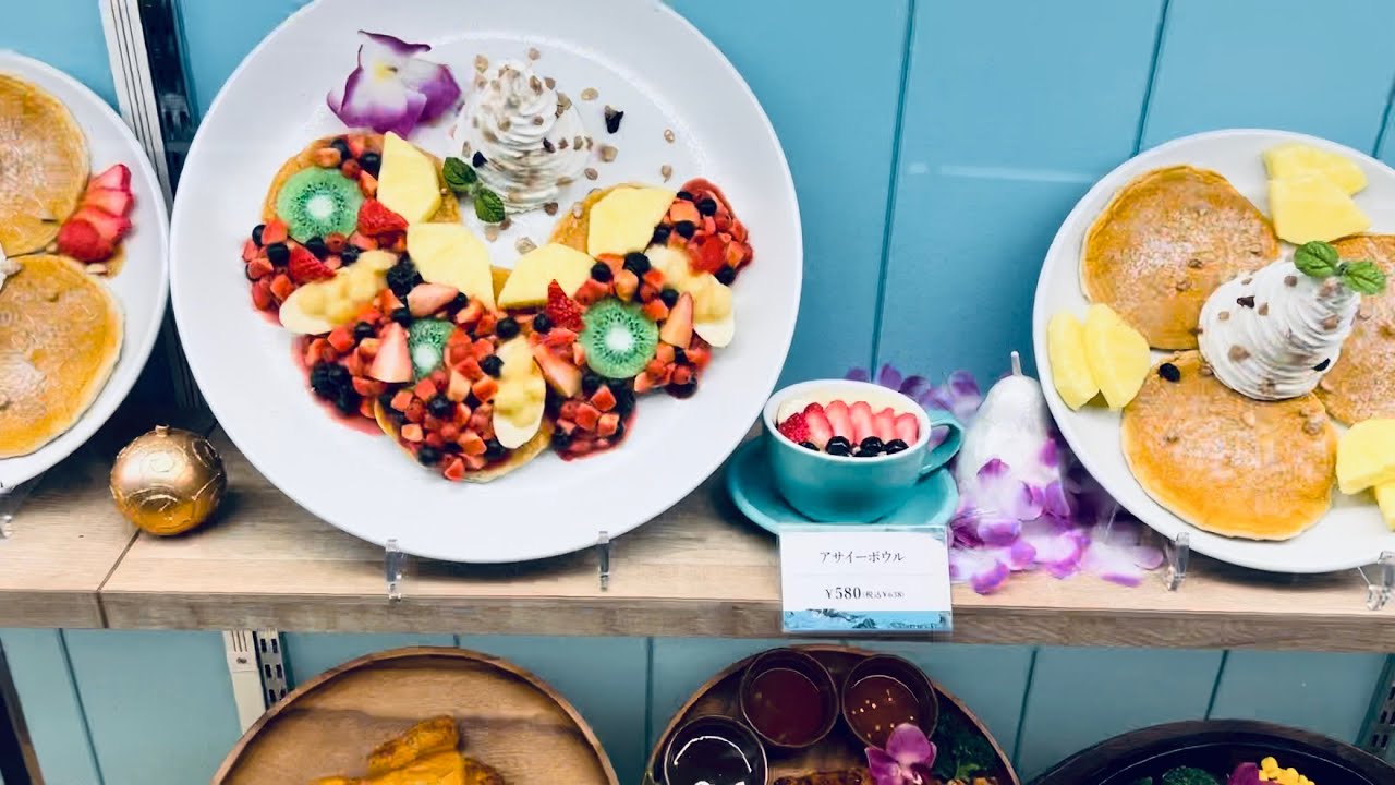La Ohana Hawaiian Dining & Cafe ラ・オハナ ダイバーシティ東京店 - YouTube