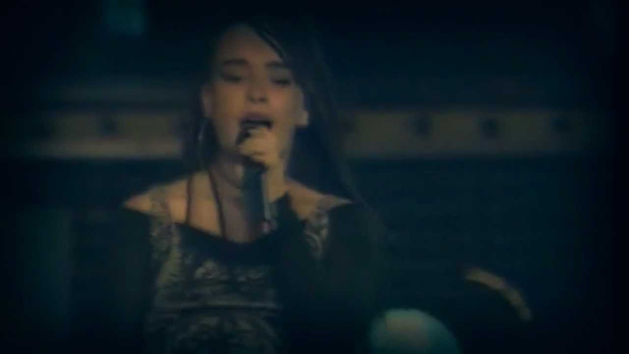 Ice MC feat. Alexia - It's a Rainy Day [live D.M.] wmv widescreen - YouTube