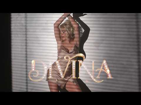 🌟 Valeria Marini - Divina (Official video) | www.novalis.it 🌟