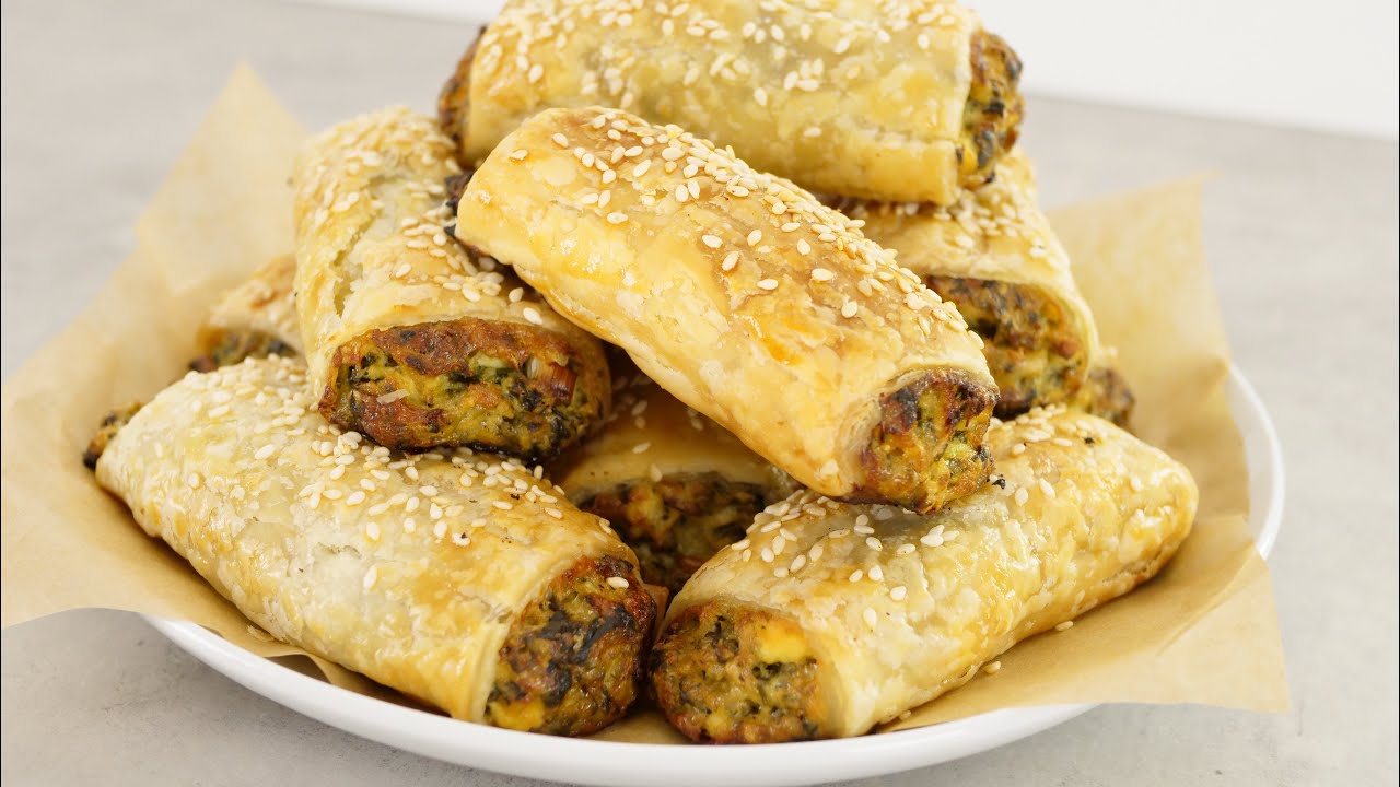 Mini Spinach and Cheese Rolls Recipe | Vegetarian Sausage Rolls ...