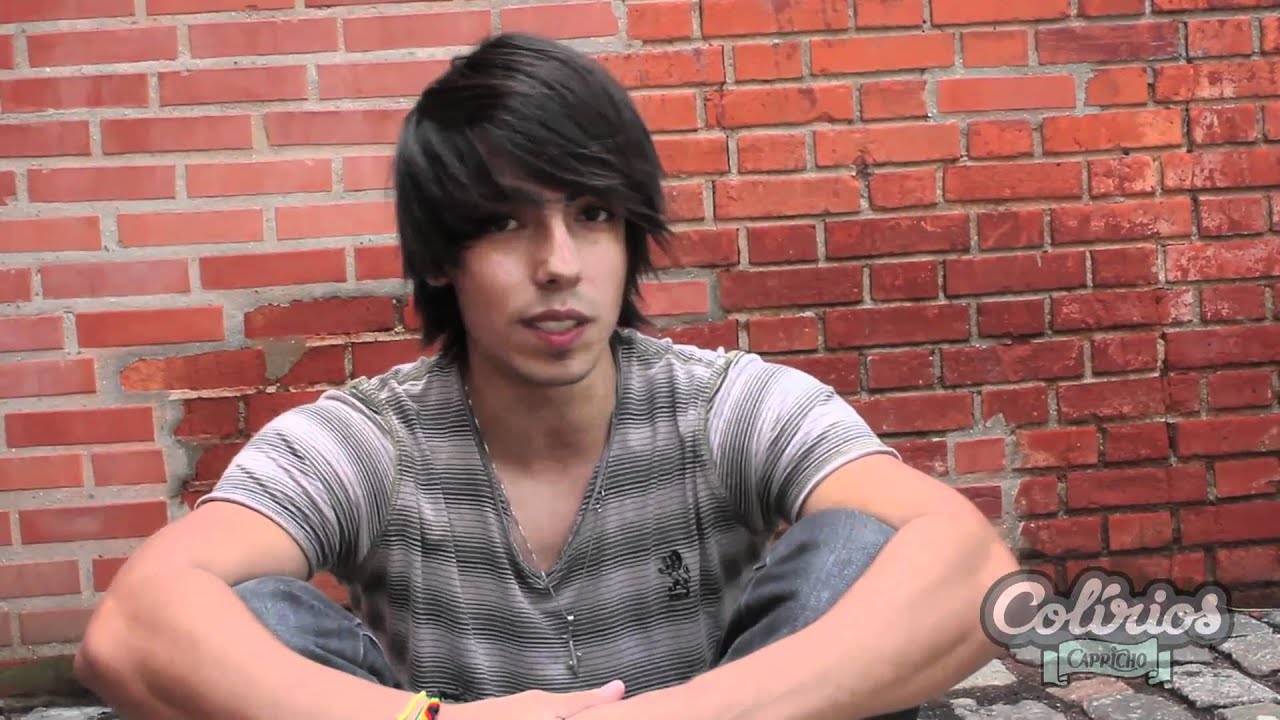 Garotos Respondem Como Deve Ser A Garota Ideal Youtube