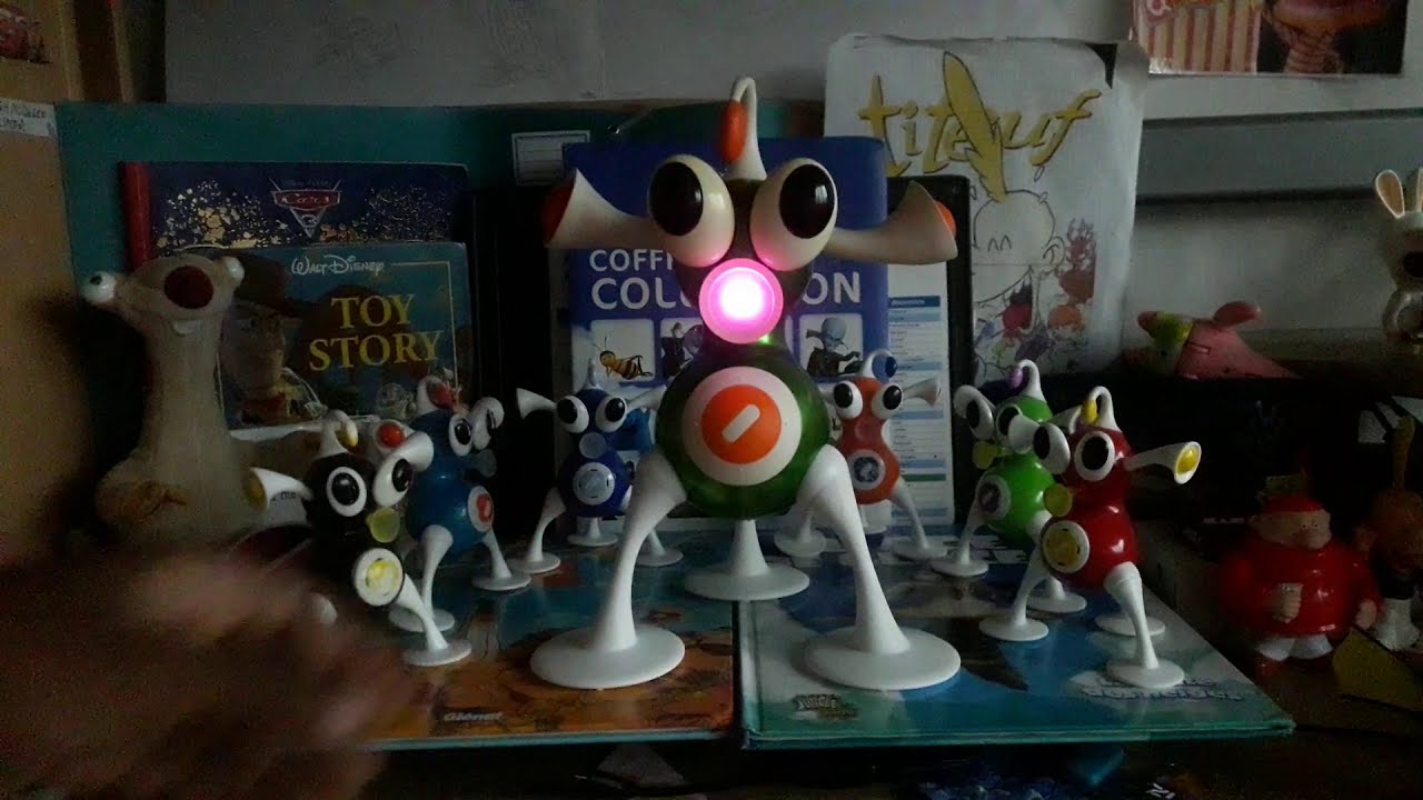 Zizzle IZ Interactive iPod MP3 Electronic Music Alien Robot Toy Green ...