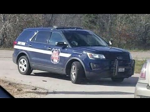 Wisconsin State Patrol 2016 Marked Explorer in the Median - YouTube