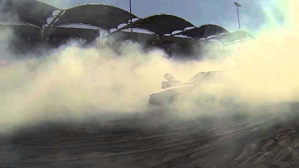 Monstr Burnout Car - IH8FDS - Blown VL - Burnout Mania - YouTube