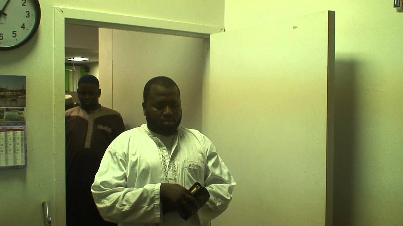 Taraweeh Imam Ousmane Yara Ramadan 2013 - YouTube