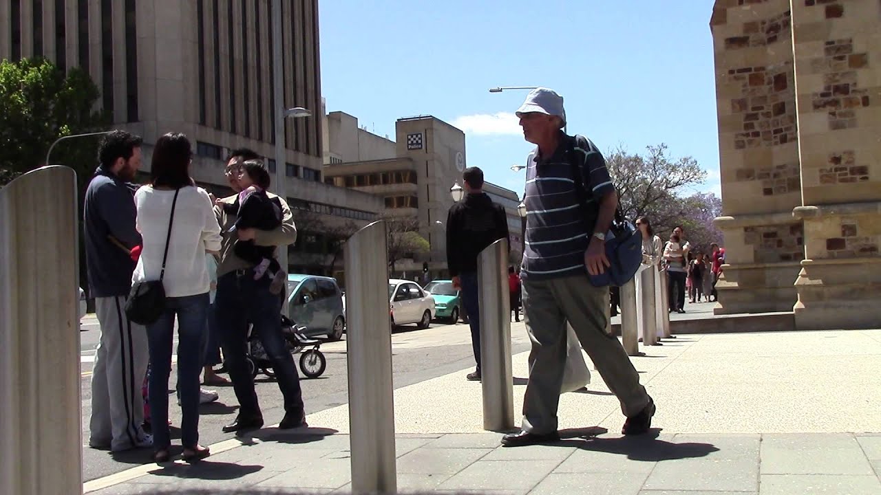 After midday Outside St Francis Xavier Cathedral, 39 Wakefield St ...