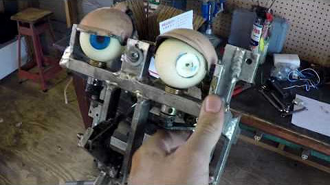 How to build an animaTronic - YouTube