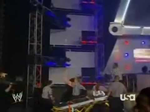 COMPILATION D'ACCIDENTS DE CATCH ! (WWE) - YouTube