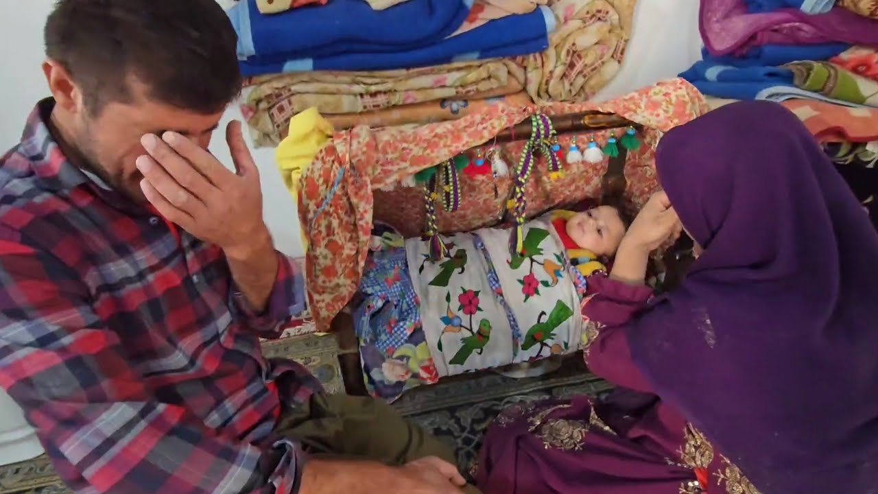Selling the Atabak family's goat kids to a buyer - YouTube