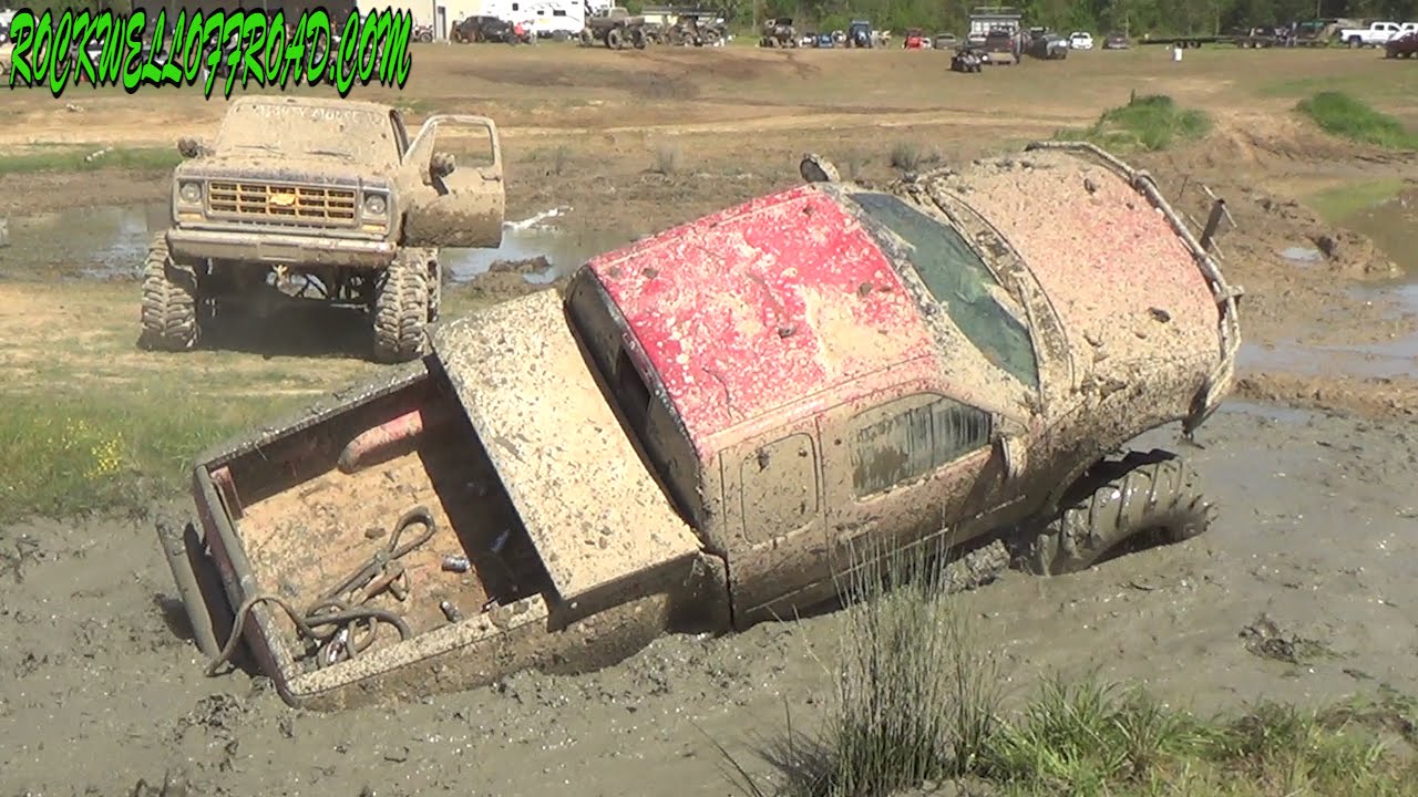 FORD MUD TRUCK GOES DEEP AT MUD TRUCK MADNESS!! - YouTube