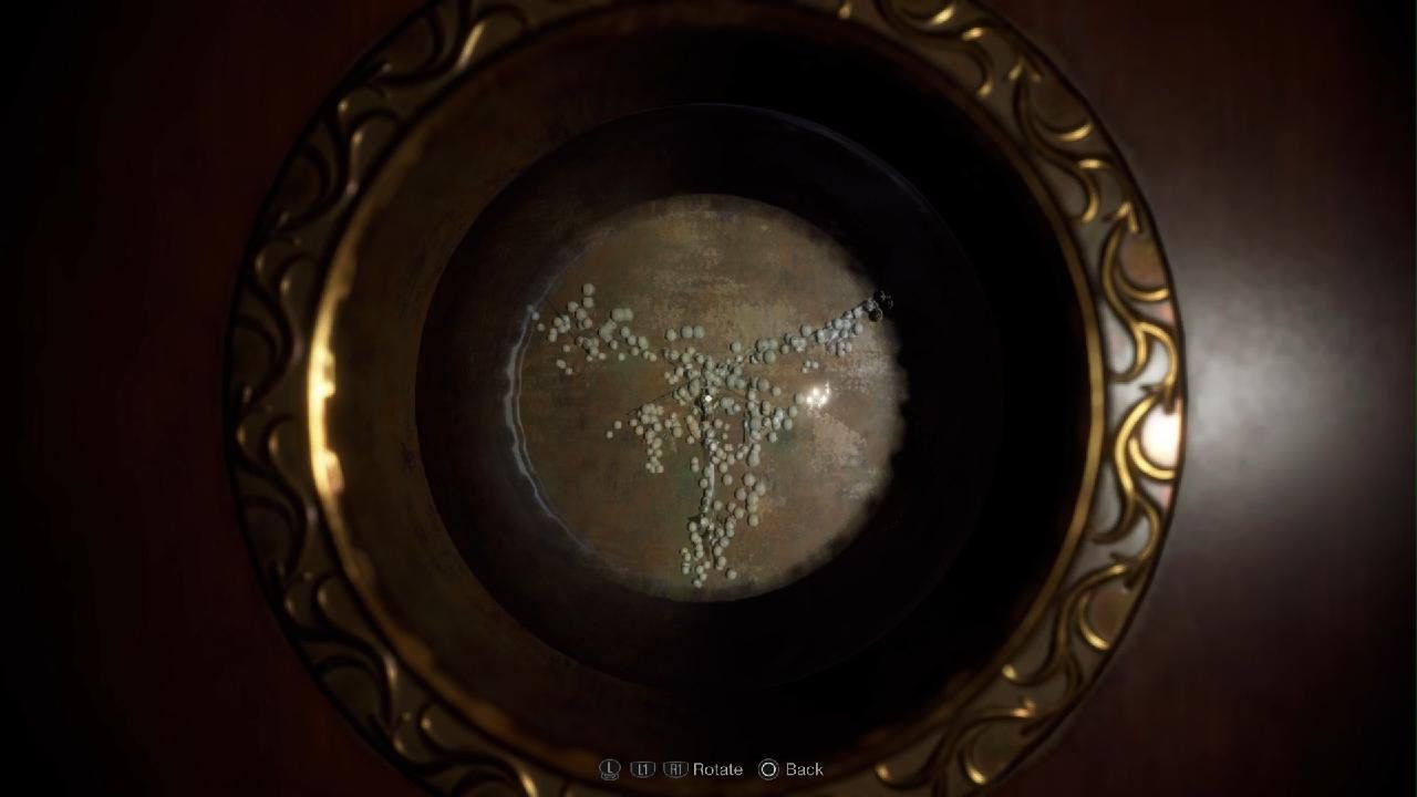 Resident Evil 4 REmake - Chapter 2: Door With Round Slot Puzzle - YouTube