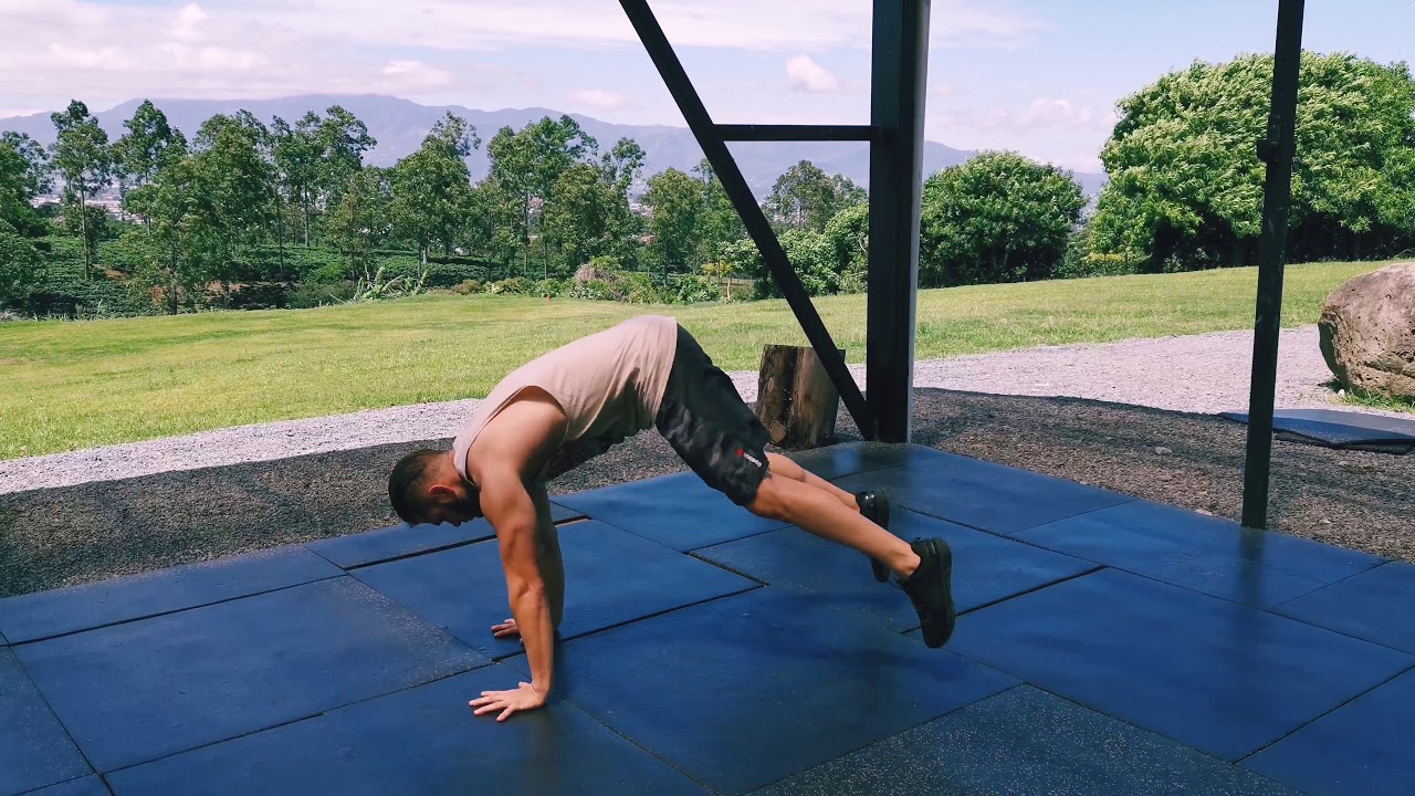 Plancha a Sentadilla (Burpee modificado) - YouTube