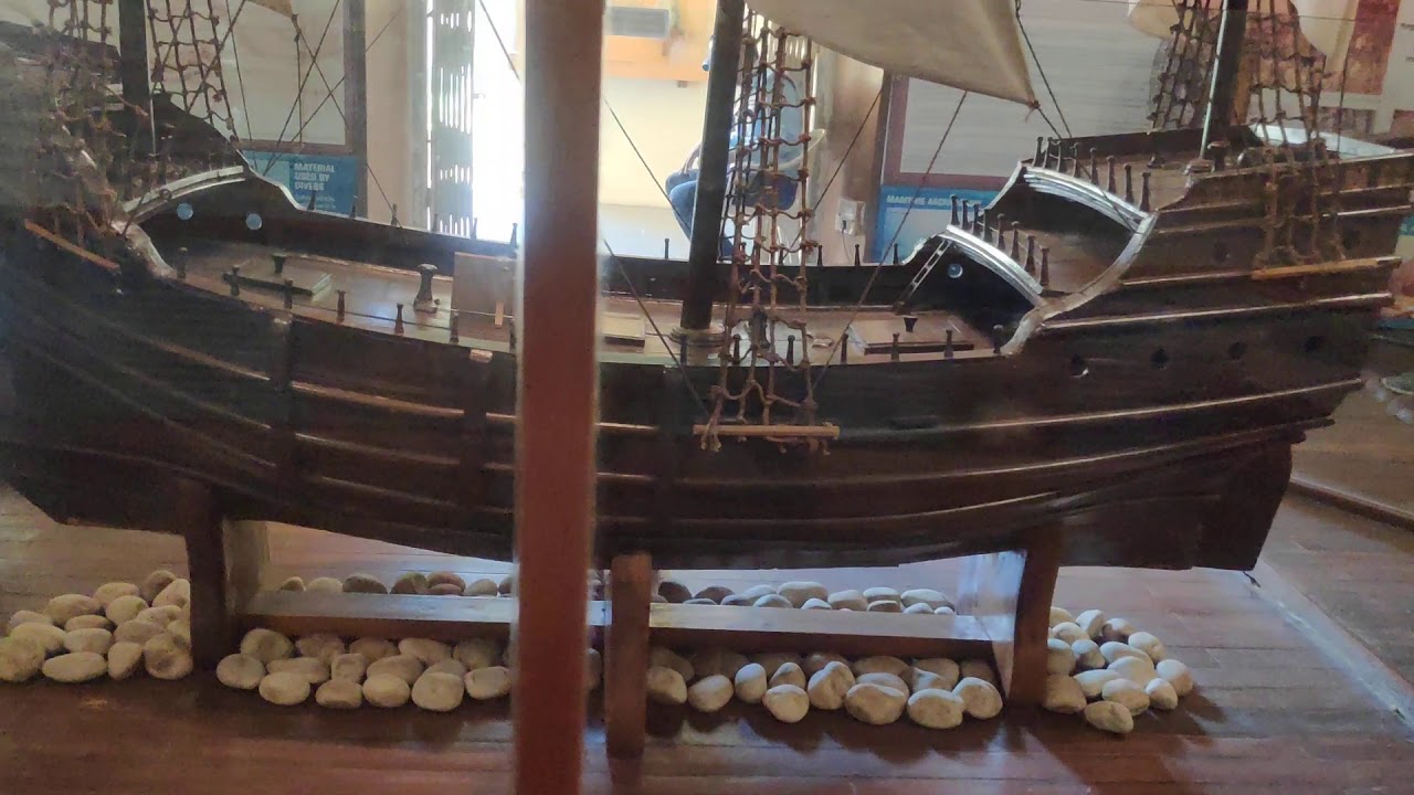 Replica of Portugese Boats (Caravel) from 16th Century - YouTube