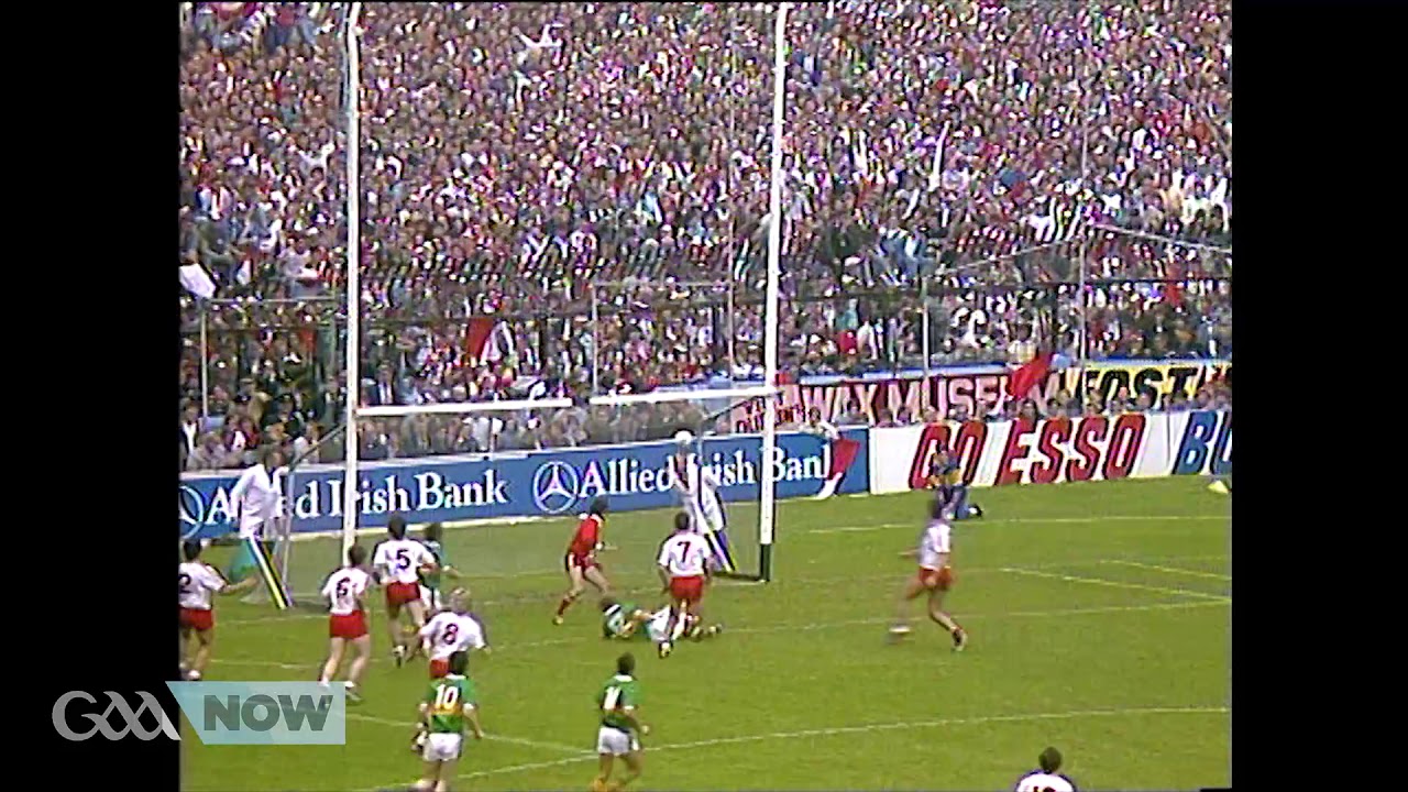 GAANOW Rewind: 1986 Pat Spillane Goal for Kerry - YouTube