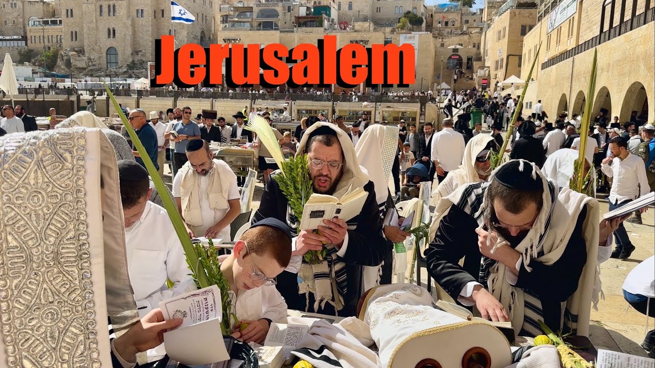 Jerusalem October 23. Prayers at the Western Wall on the last day of ...