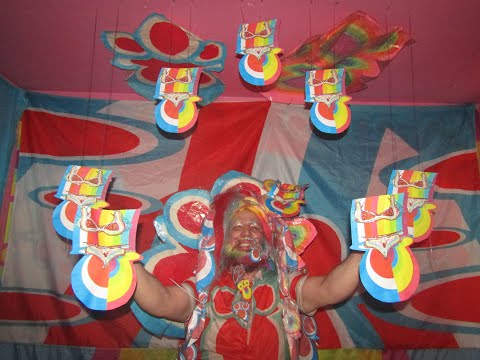 July 5, 2023 - Bikini Day 👙🏳️‍⚧️🪙🍯🍯🪙🇱🇺👙