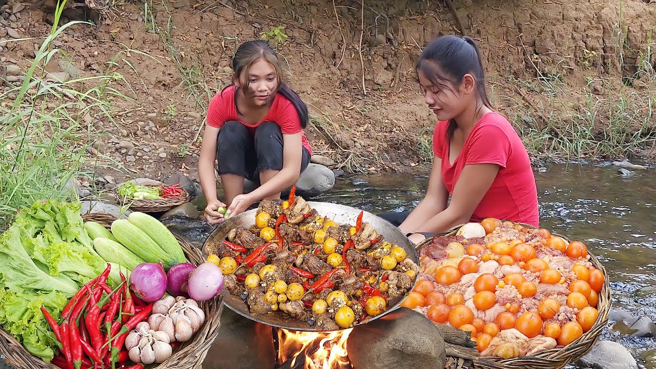 Chicken egg cooking spicy for food and Eating delicious - Survival ...