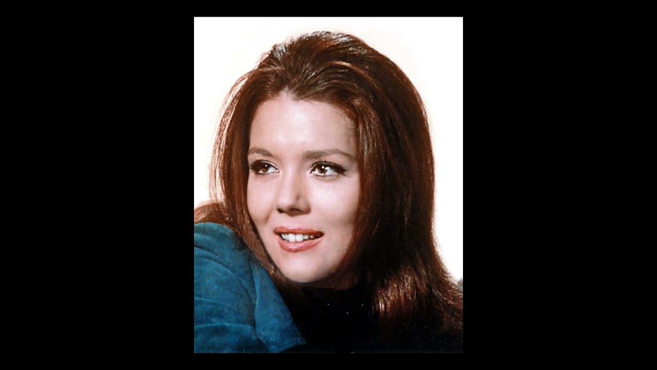 SEXY 🔥 Diana Rigg Photos: Pantyhose, Stockings, Mini Skirts & Heels ...