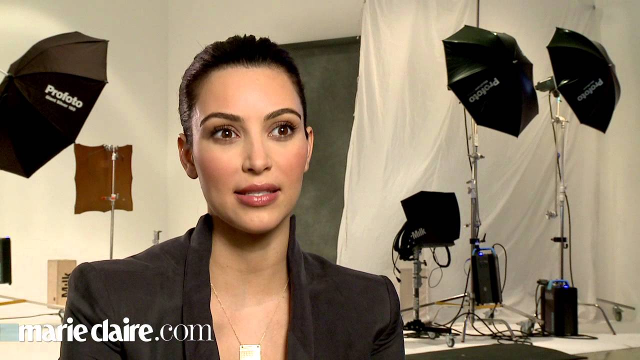 Kim Kardashian's Facebook Exclusive! - YouTube