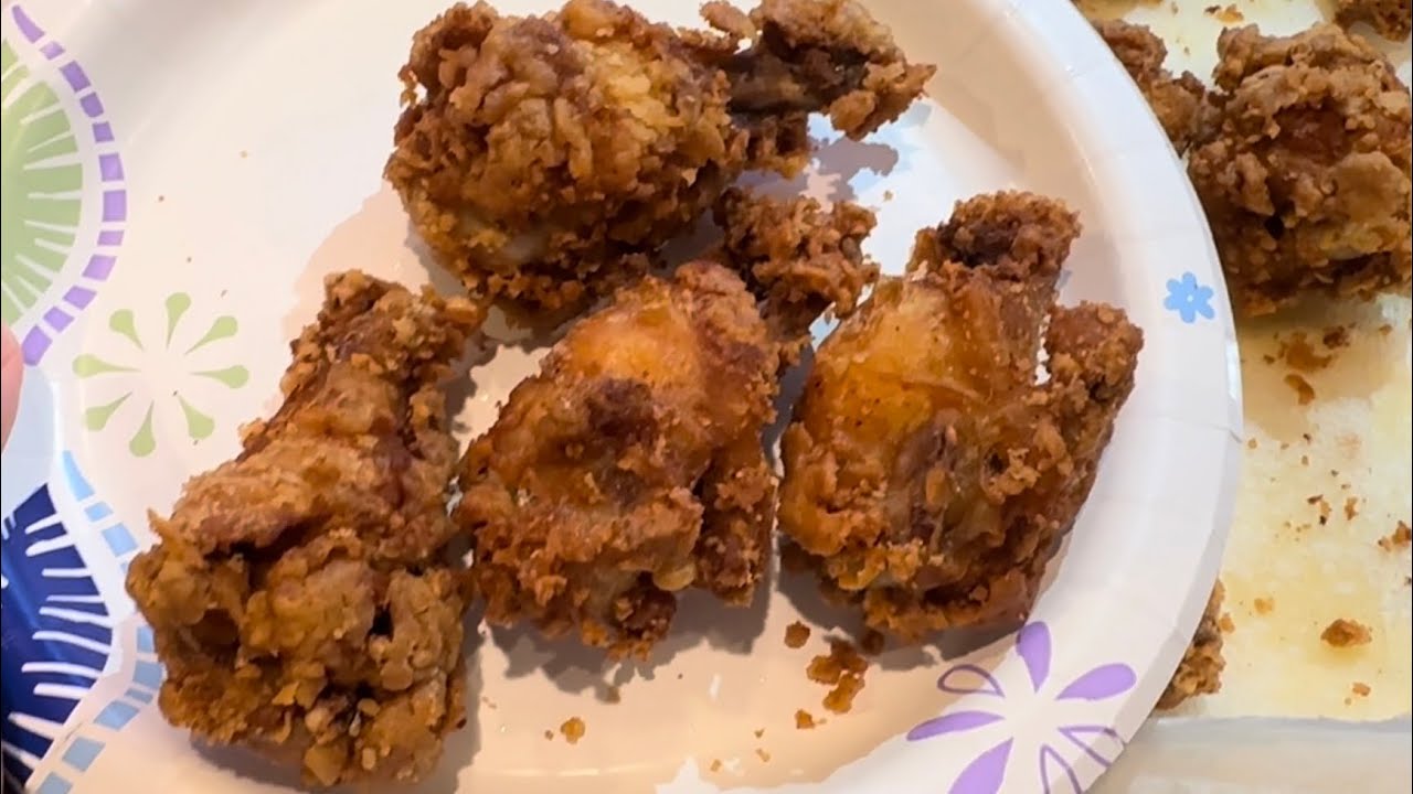Chef Boochie Extra Crispy Fried Chicken Wings Recipe - YouTube