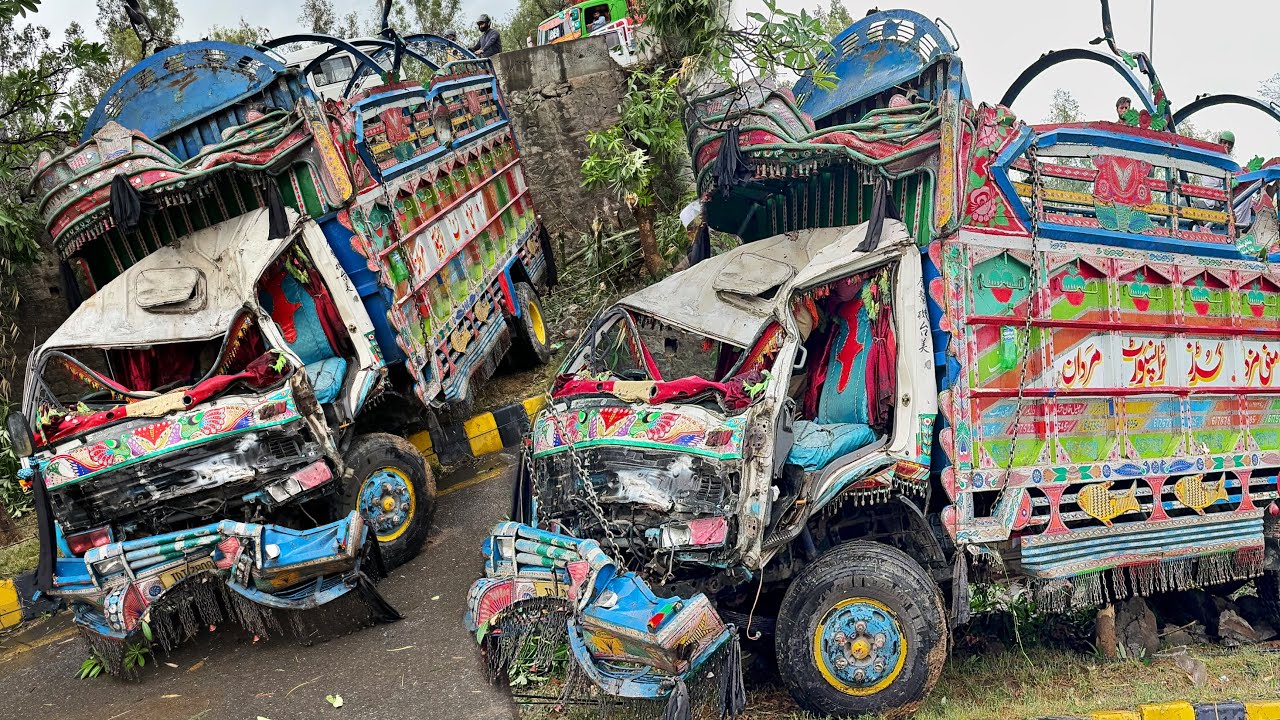 Amazing Process of Uplifting a Fallen Truck on the Road and Complete ...