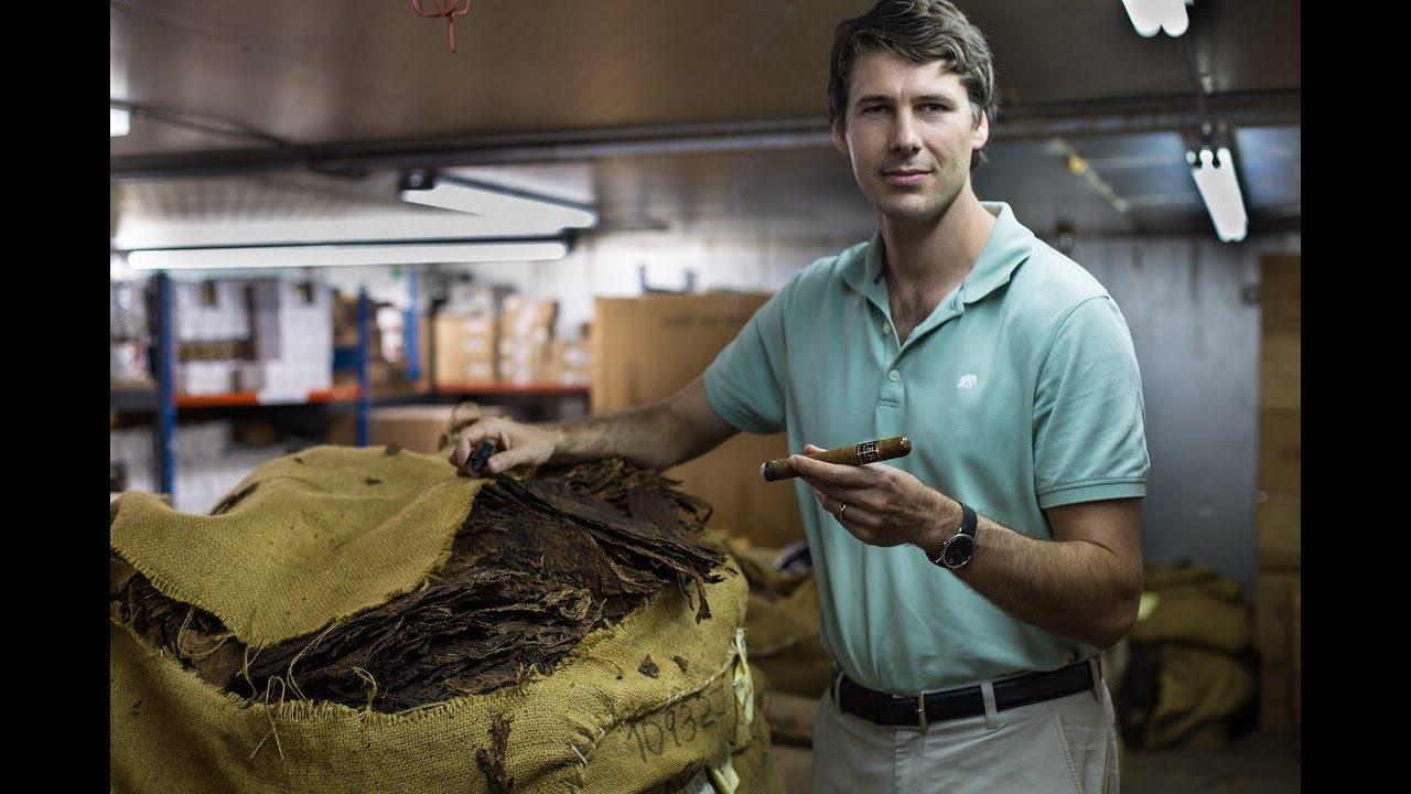 The beauty of the Cigar Industry - YouTube