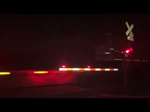 CSX 3017 Leads Long CSX I032 Intermodal Combo Train NB Florence SC ...