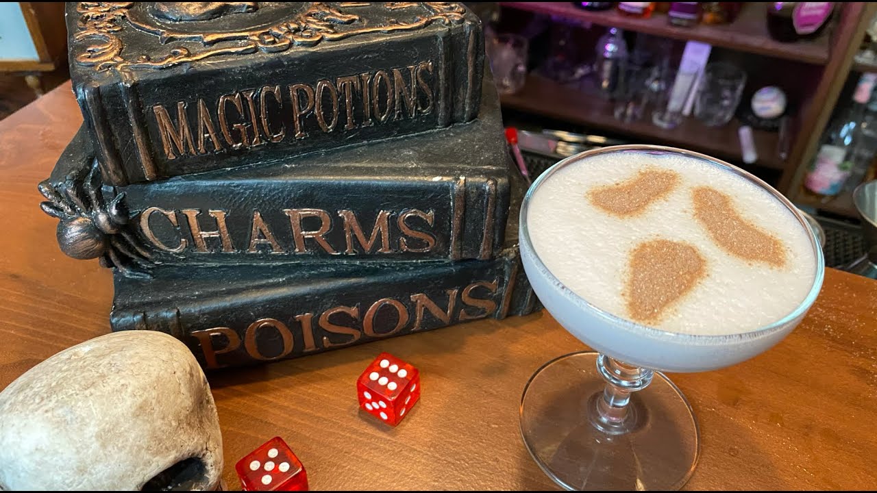 Ghostface | Scream Inspired Cocktail - YouTube