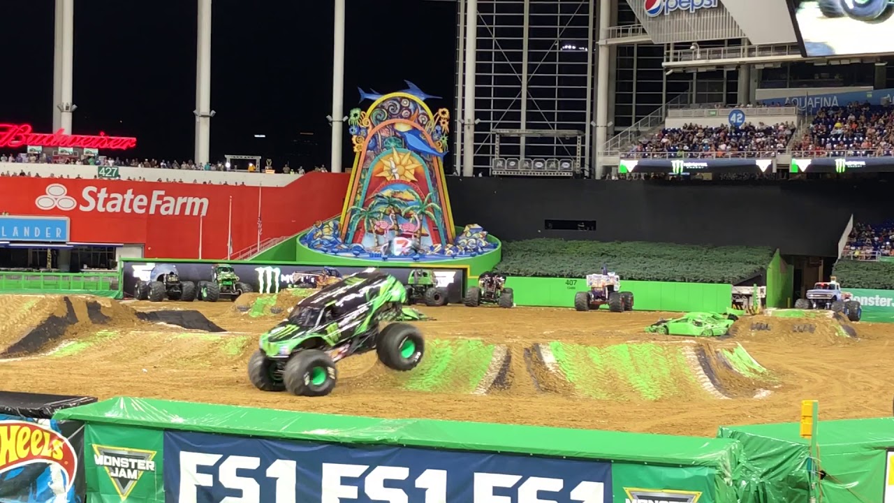 Monster jam Miami 2018 Monster Energy Freestyle - YouTube