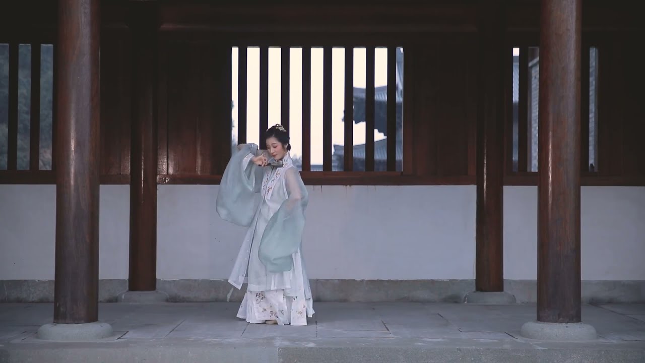 Chinese Classical Dance - Gui Shi Xue Man Shan - YouTube