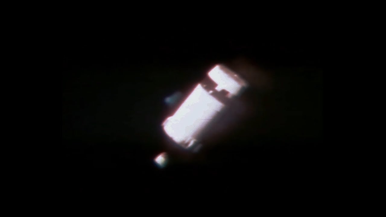 APOLLO 13 Stabilized - Saturn IV-B separation (1970/04/11 23:06) [60 ...
