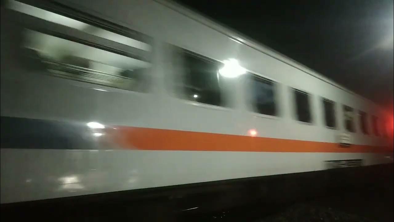 ka SRITANJUNG dua kereta kargo pandanwangi rangkaian eksekutif stainless - YouTube